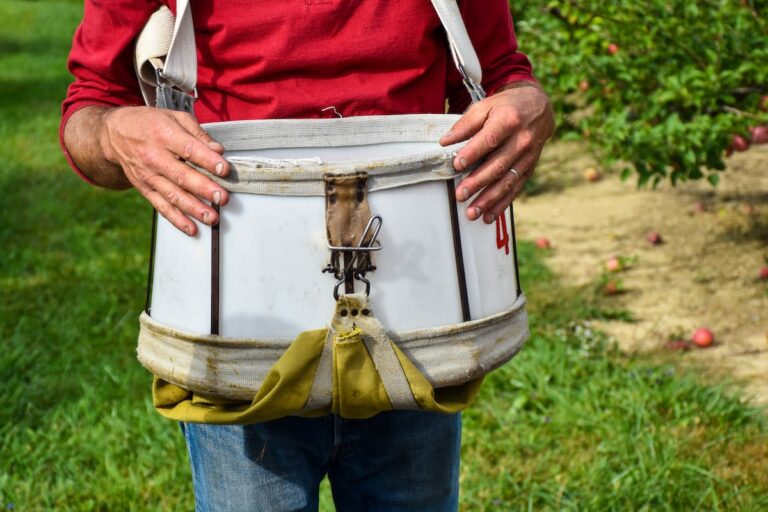 11 Best Apple Orchards in Ohio (+ Seasonal Apple Picking Info)